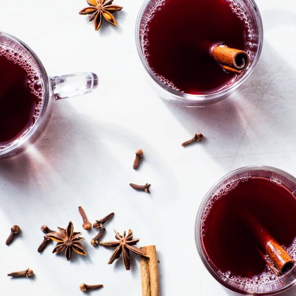 Romantic Valentine's: Collagen-Infused Mulled Wine - Amandean
